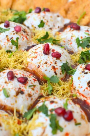 Soft Dahi Vada | Dahi Bhalla Chaat (Video Recipe) |TheBellyRulesTheMind