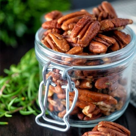 Crunchy & Flavorful Roasted Pecans | BellyRulesTheMind