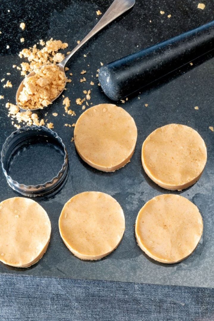 Mazapan Recipe: The 2 Ingredient Sweet Tooth Satisfier - The Belly ...