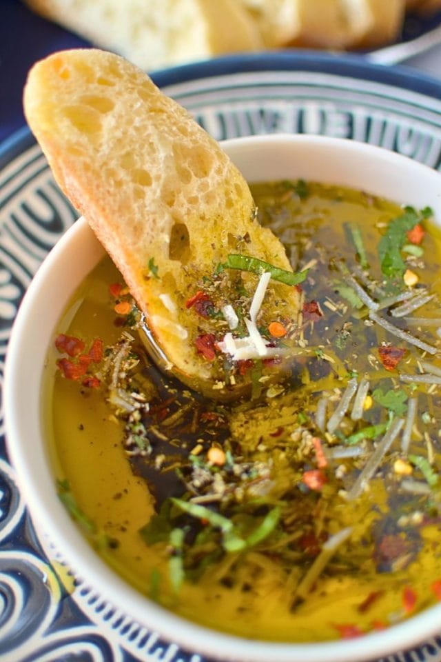 2-minute Bread Dipping Olive Oil - The Belly Rules The Mind