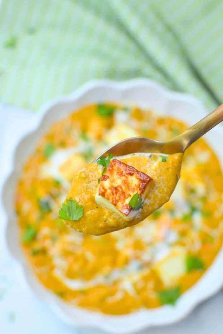 Dhaba Style Paneer Lababdar in 40 minutes - The Belly Rules The Mind