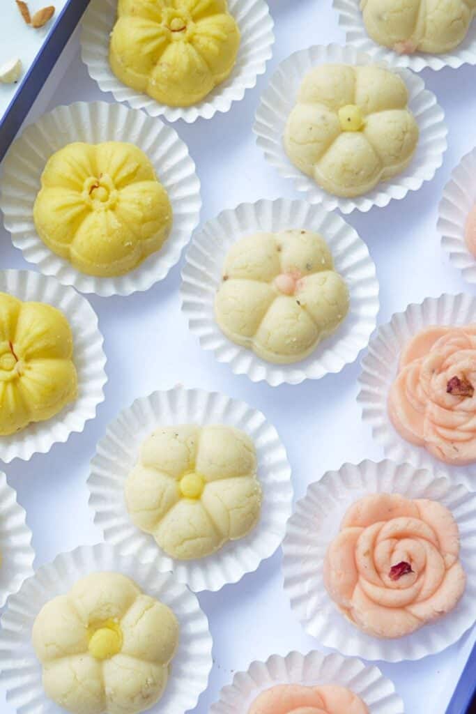 Rich & Creamy Sabudana Kheer / Indian Tapioca Pudding Recipe - The ...